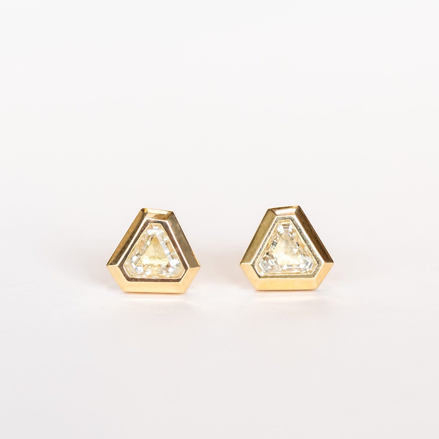 Single Stone Teddi Stud Earrings
