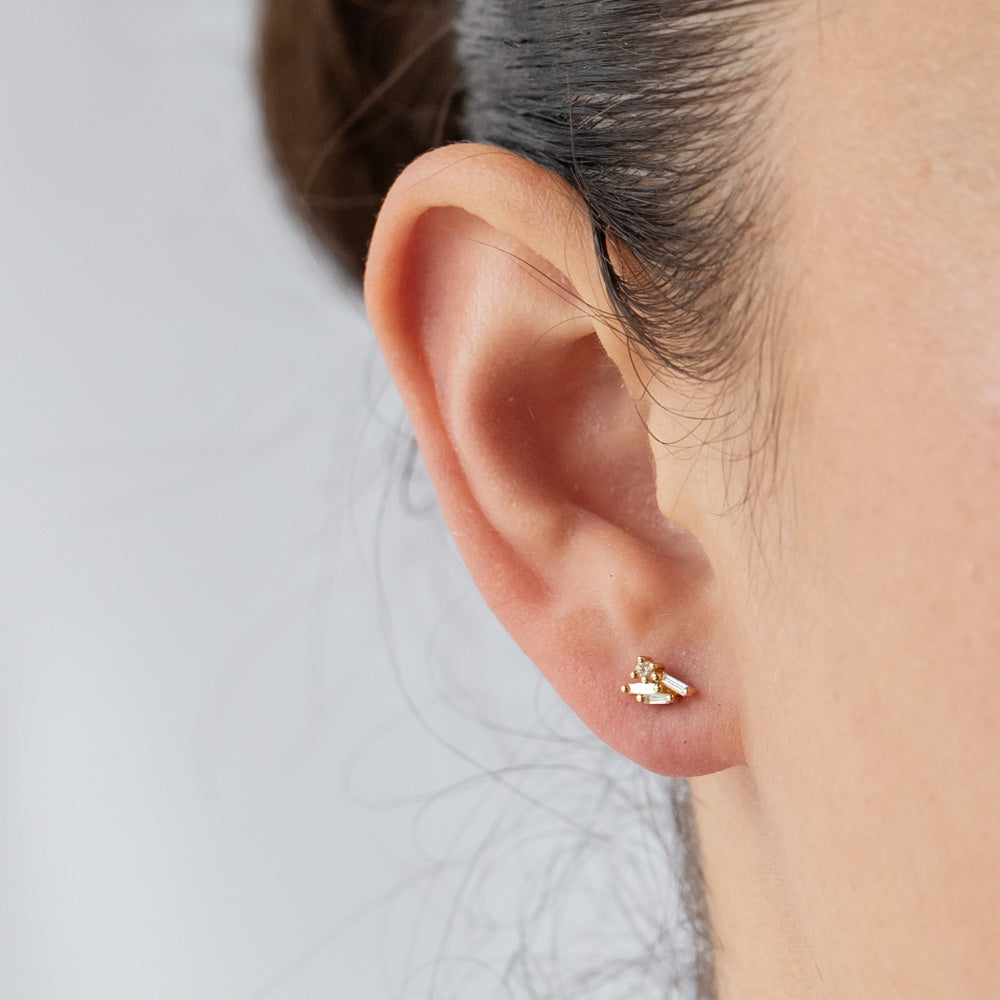 Suzanne Kalan | 18k Eva Fireworks Cluster Stud Earrings – LAPIS