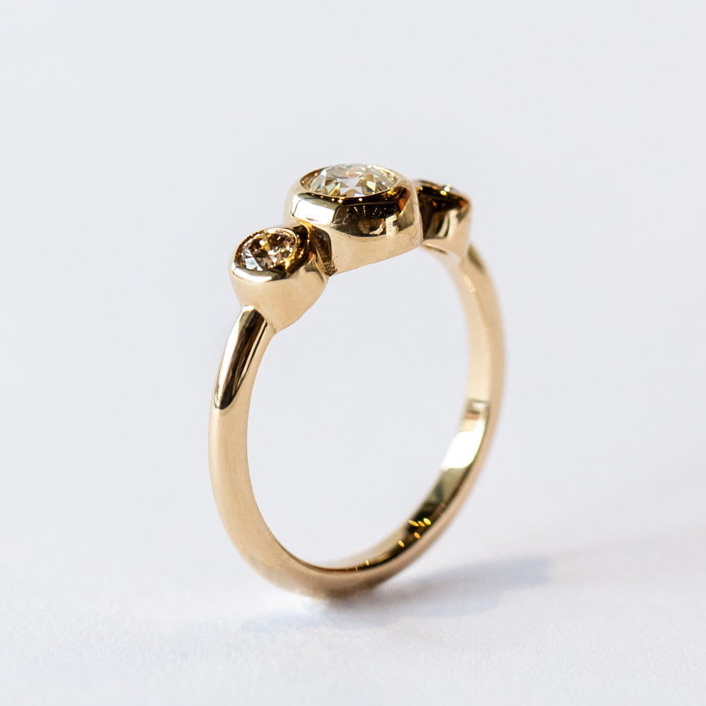 Ladha | Layla Three Stone Diamond Ring – LAPIS